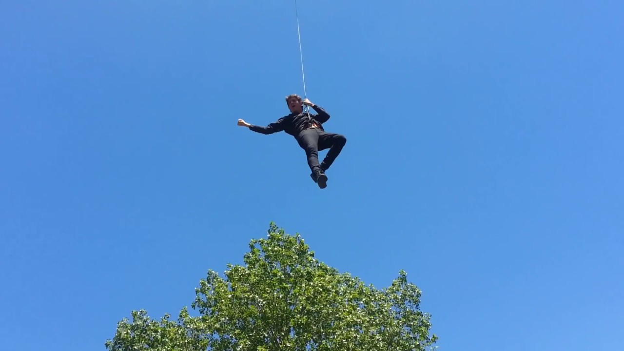 Locura total! El Mago Matus concretó su gran ‘Escape’ sobre el lago San ...