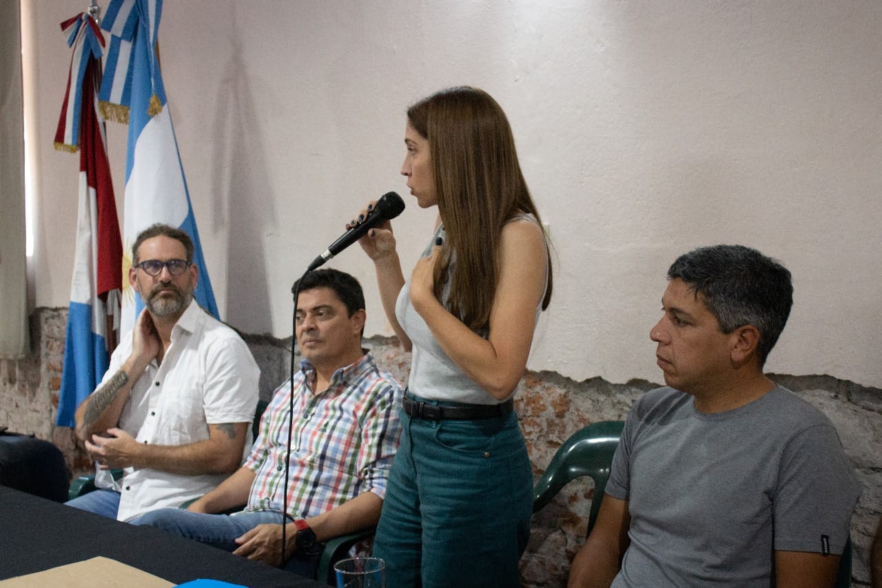 Victoria Flores entregó certificados de la Diplomatura en Ordenamiento ...
