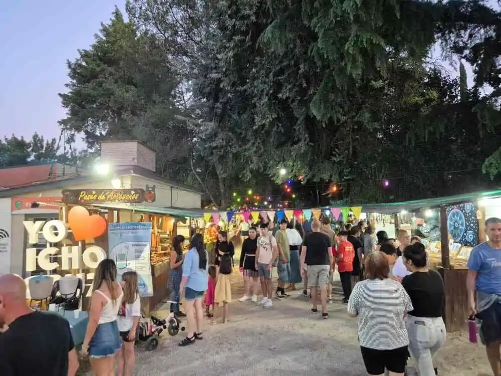 Icho Cruz activa el modo verano con dos propuestas que ya son un ...